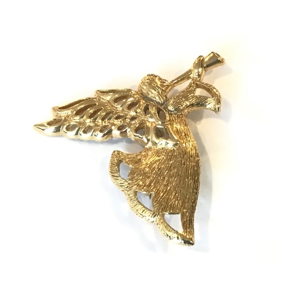 Gerry'S | Jewelry | Vintage Signed Gerrys Gold Tone Angel With Bugle ...